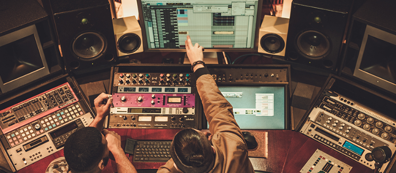 andrea cortes sueña con estudiar producción musical y tener mi disquera